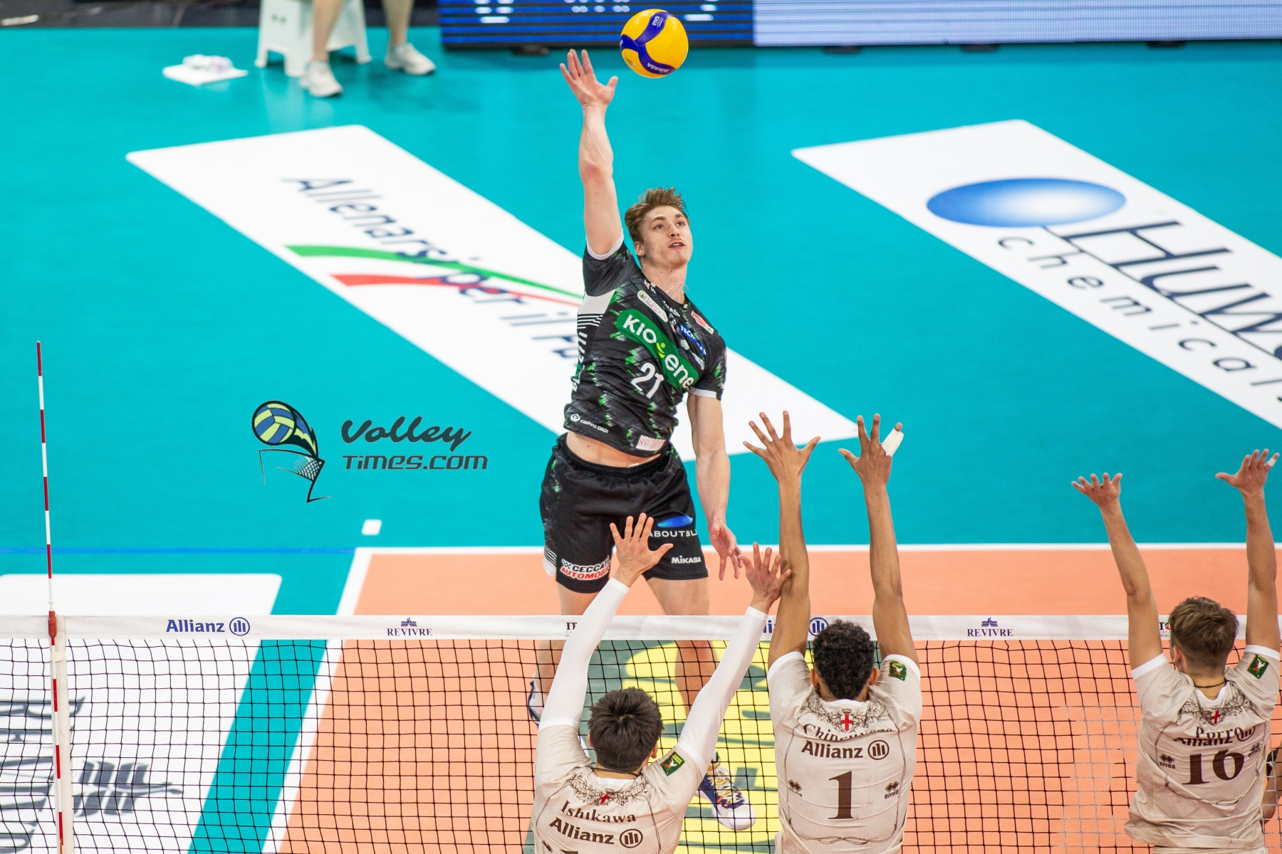 Bulgaria: Alex Nikolov will undergo surgery and misses VNL 2024 ...